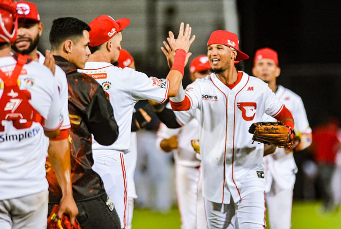 Cardenales le descuenta un juego directo al Caracas – Correo del Caroní